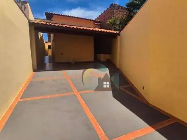 Casa / Sobrado para Venda em Barretos/SP Centro 3 Quartos