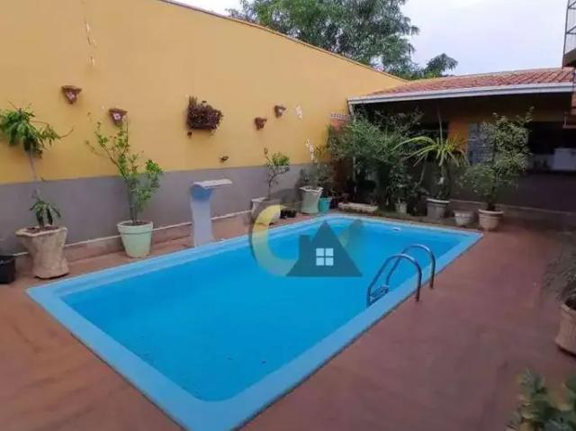 Casa / Sobrado para Venda em Barretos/SP Gomes 3 Quartos