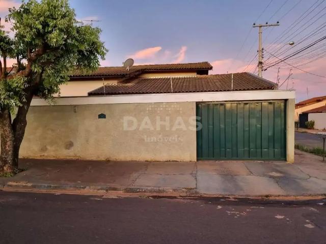 Casa / Sobrado para Venda em Barretos/SP Ibirapuera 3 Quartos