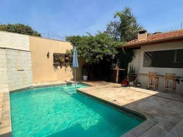 Casa / Sobrado para Venda em Barretos/SP Ibirapuera 4 Quartos