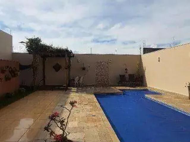 Casa / Sobrado para Venda em Barretos/SP Jardim Allah 3 Quartos