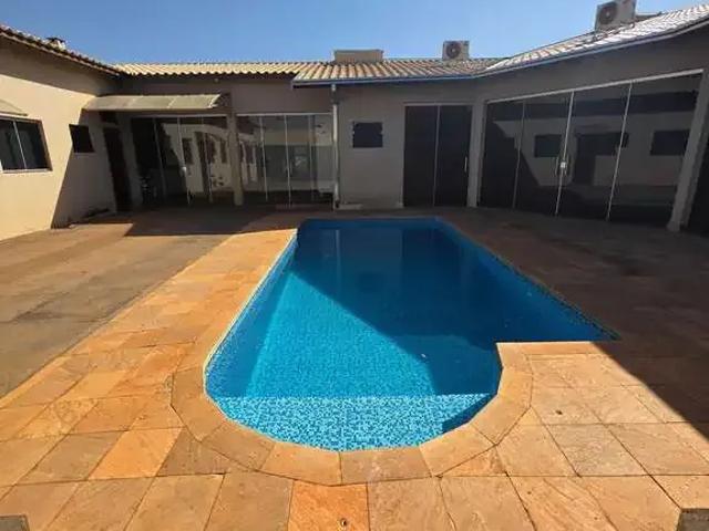 Casa / Sobrado para Venda em Barretos/SP Jardim Europa 5 Quartos