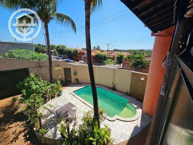 Casa / Sobrado para Venda em Barretos/SP Jardim Residencial ETEMP 3 Quartos