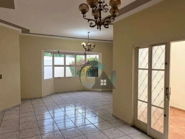 Casa / Sobrado para Venda em Barretos/SP Jockey Club 3 Quartos