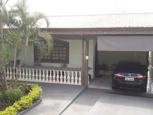 Casa / Sobrado para Venda em Bauru/SP Madureira 3 Quartos