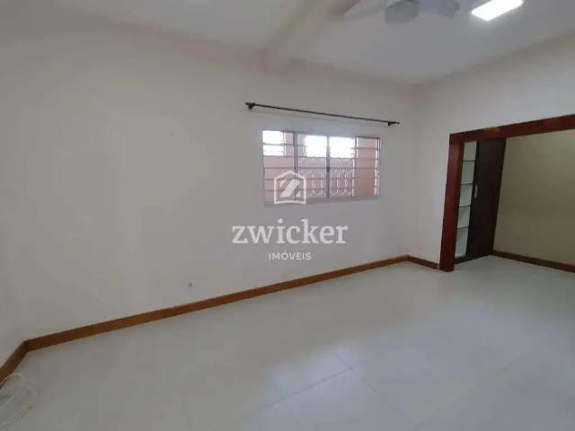 Casa / Sobrado para Venda em Bauru/SP Núcleo Habitacional Mary Dota 3 Quartos