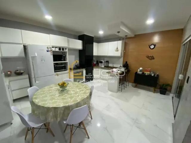 Casa / Sobrado para Venda em Bauru/SP Núcleo Residencial Edison Bastos Gasparini 3 Quartos