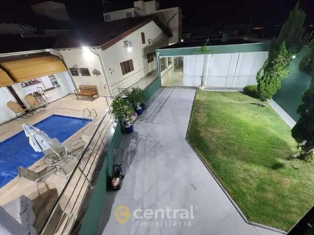 Casa / Sobrado para Venda em Bauru/SP Núcleo Residencial Presidente Geisel 4 Quartos