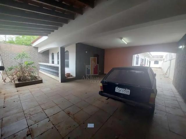 Casa / Sobrado para Venda em Bauru/SP Núcleo Residencial Presidente Geisel 4 Quartos