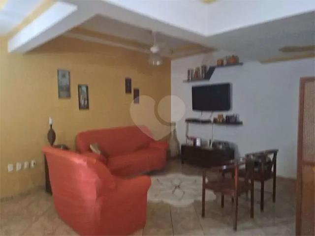 Casa / Sobrado para Venda em Bauru/SP Núcleo Residencial Presidente Geisel 4 Quartos