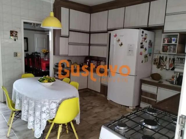 Casa / Sobrado para Venda em Bauru/SP Novo Jardim Pagani 4 Quartos