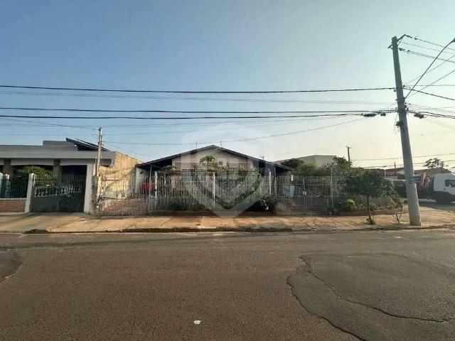 Casa / Sobrado para Venda em Bauru/SP Novo Jardim Pagani 3 Quartos