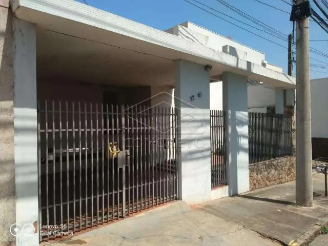Casa / Sobrado para Venda em Bauru/SP Centro 3 Quartos