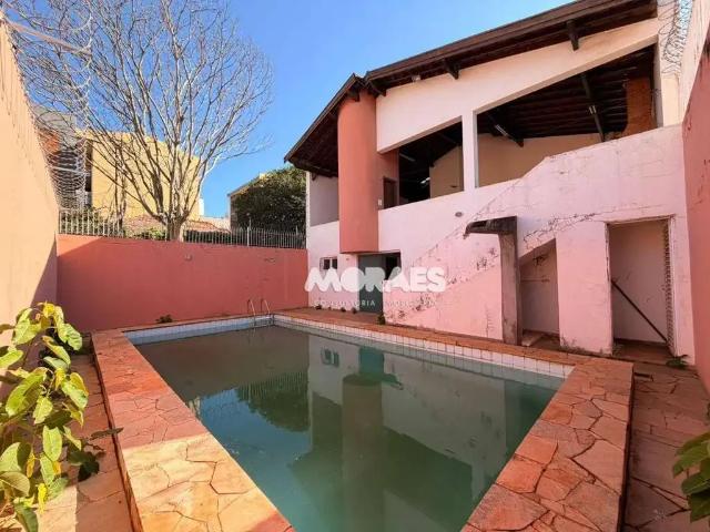 Casa / Sobrado para Venda em Bauru/SP Centro 3 Quartos