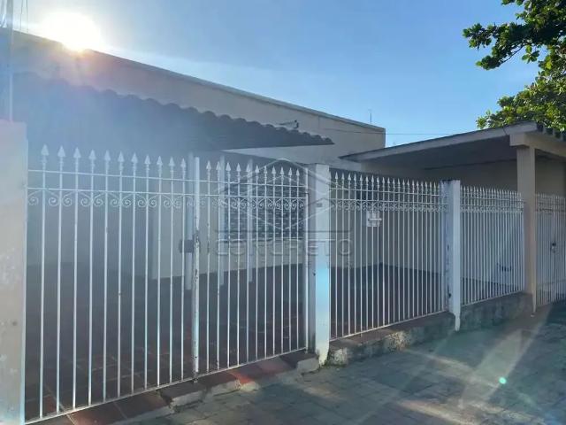 Casa / Sobrado para Venda em Bauru/SP Centro 3 Quartos