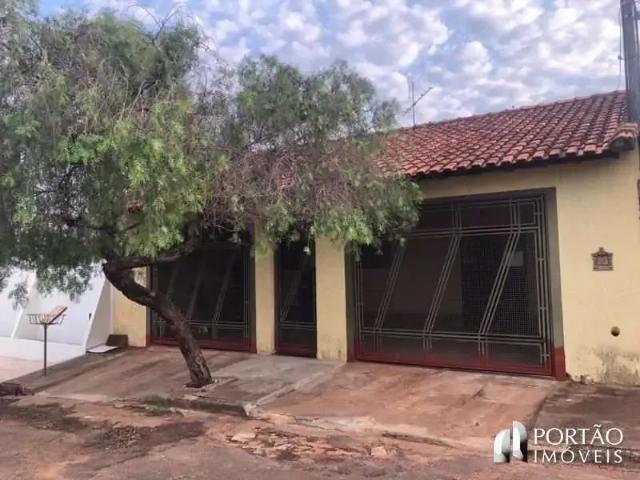 Casa / Sobrado para Venda em Bauru/SP Conjunto Habitacional Isaura Pitta Garms 3 Quartos
