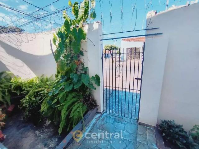 Casa / Sobrado para Venda em Bauru/SP Conjunto Habitacional Presidente Eurico Gaspar Dutra 2 Quartos