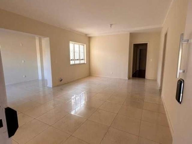 Casa / Sobrado para Venda em Bauru/SP Estoril Centreville 4 Quartos