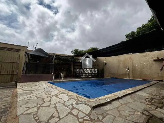 Casa / Sobrado para Venda em Bauru/SP Jardim Vânia Maria 4 Quartos