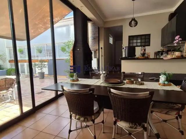 Casa / Sobrado para Venda em Bauru/SP Jardim América 4 Quartos