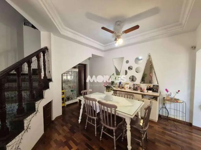Casa / Sobrado para Venda em Bauru/SP Jardim América 4 Quartos