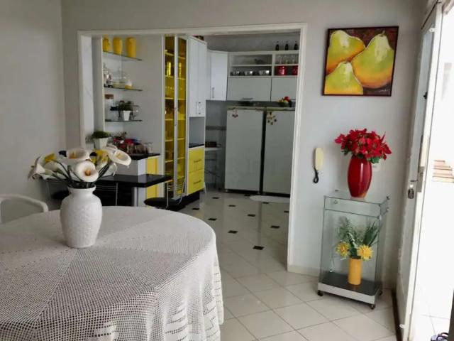Casa / Sobrado para Venda em Bauru/SP Jardim América 5 Quartos