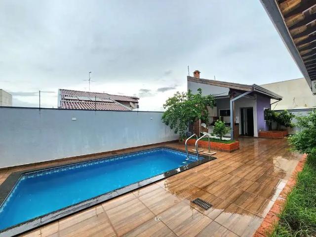 Casa / Sobrado para Venda em Bauru/SP Jardim Estoril III 4 Quartos