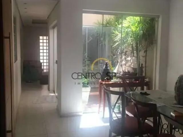 Casa / Sobrado para Venda em Bauru/SP Jardim Estoril 5 Quartos