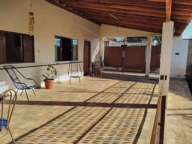 Casa / Sobrado para Venda em Bauru/SP Jardim Ferraz 3 Quartos