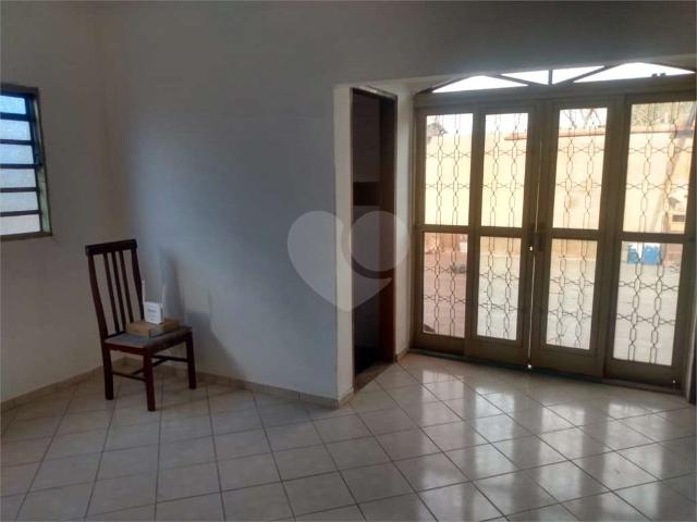 Casa / Sobrado para Venda em Bauru/SP Jardim Ivone 3 Quartos