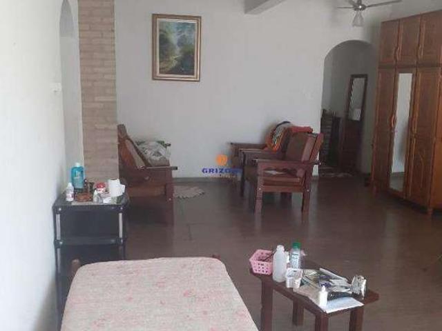Casa / Sobrado para Venda em Bauru/SP Jardim Nasralla 3 Quartos