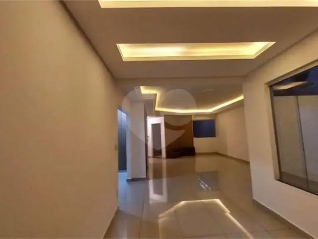 Casa / Sobrado para Venda em Bauru/SP Jardim Paulista 3 Quartos
