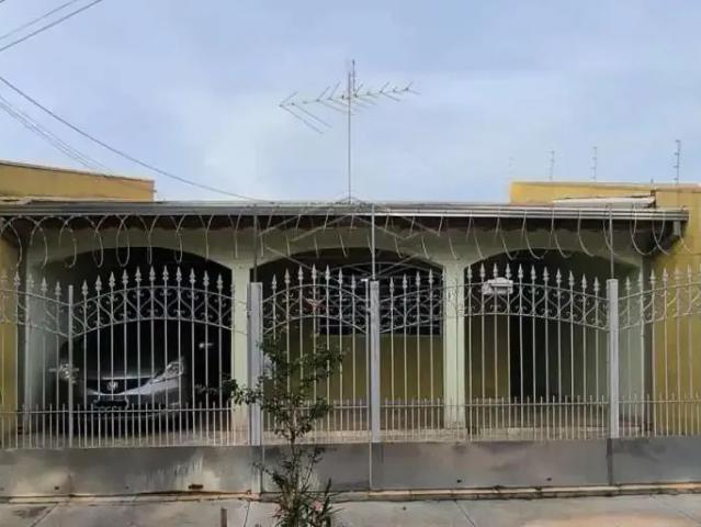 Casa / Sobrado para Venda em Bauru/SP Jardim Rosa Branca 3 Quartos