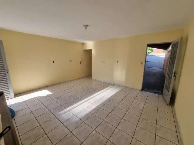 Casa / Sobrado para Venda em Bauru/SP Jardim Rosa Branca 3 Quartos