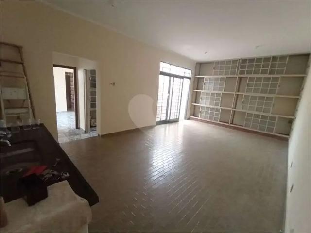 Casa / Sobrado para Venda em Bauru/SP Parque União 3 Quartos