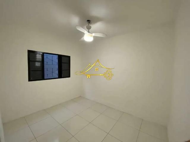 Casa / Sobrado para Venda em Bauru/SP Parque Viaduto 3 Quartos