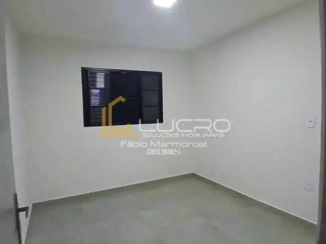 Casa / Sobrado para Venda em Bauru/SP Parque Jaraguá 2 Quartos
