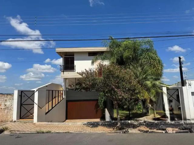 Casa / Sobrado para Venda em Bauru/SP Parque Jardim Europa 4 Quartos