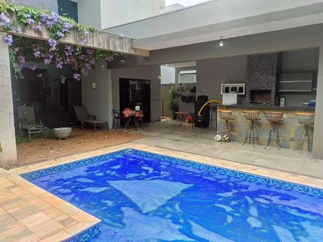 Casa / Sobrado para Venda em Bauru/SP Quinta Ranieri 3 Quartos