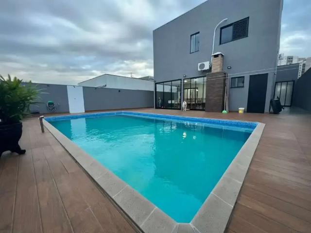 Casa / Sobrado para Venda em Bauru/SP Quinta Ranieri 4 Quartos