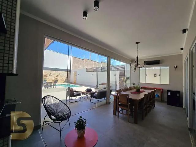Casa / Sobrado para Venda em Bauru/SP Residencial Ilha de Capri 4 Quartos
