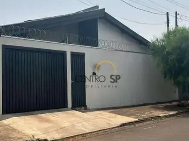Casa / Sobrado para Venda em Bauru/SP Residencial Jardim Jussara 3 Quartos