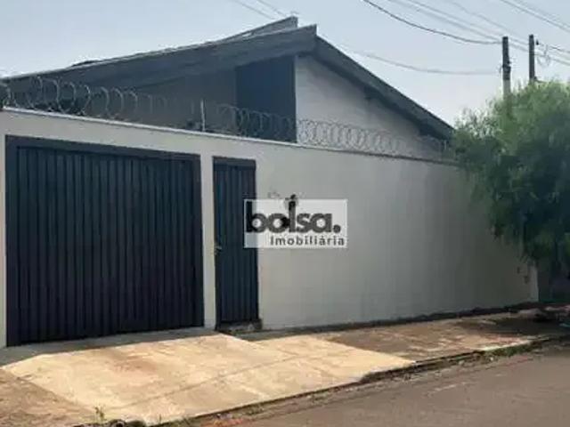 Casa / Sobrado para Venda em Bauru/SP Residencial Jardim Jussara 3 Quartos