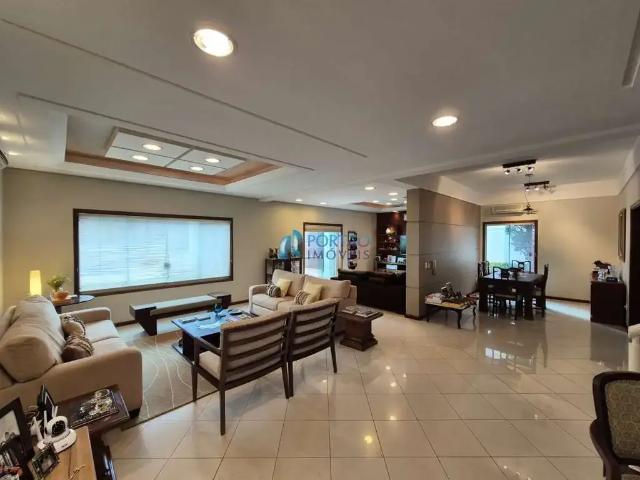 Casa / Sobrado para Venda em Bauru/SP Residencial Tivoli 4 Quartos