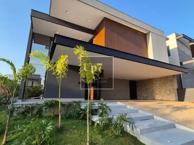 Casa / Sobrado para Venda em Bauru/SP Residencial Villaggio III 4 Quartos