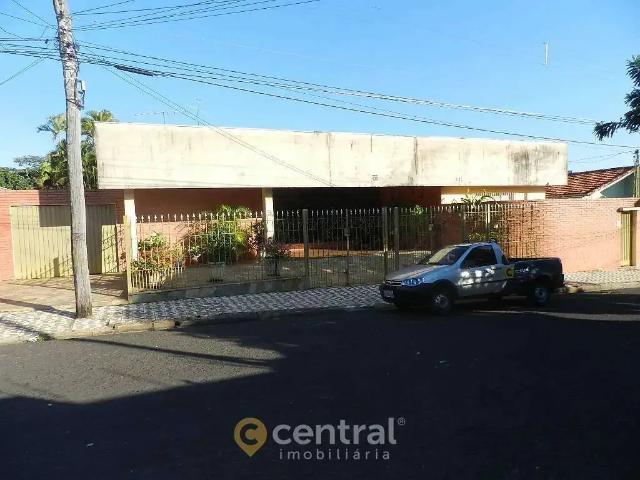 Casa / Sobrado para Venda em Bauru/SP Vila Cardia 4 Quartos