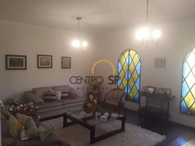 Casa / Sobrado para Venda em Bauru/SP Vila Cidade Universitária 4 Quartos