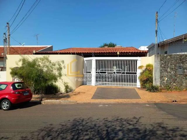 Casa / Sobrado para Venda em Bauru/SP Vila Aeroporto Bauru 3 Quartos