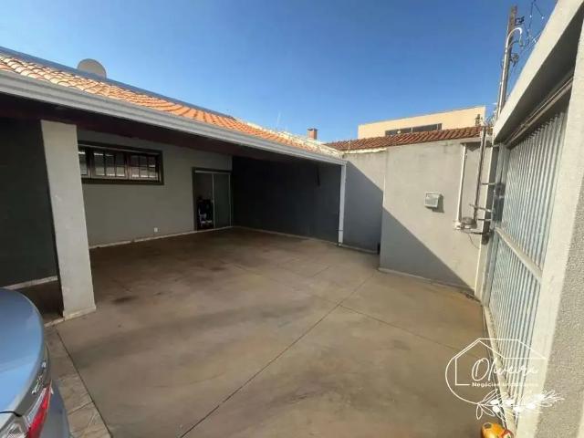 Casa / Sobrado para Venda em Bauru/SP Vila Aviação 5 Quartos