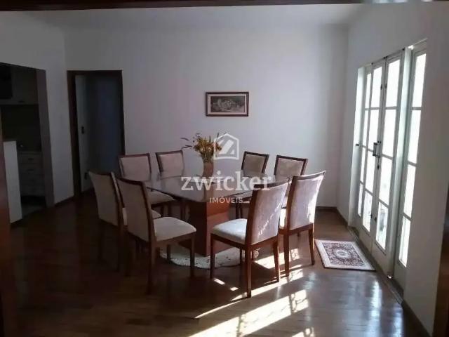 Casa / Sobrado para Venda em Bauru/SP Vila Industrial 4 Quartos